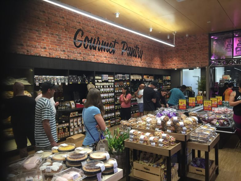 White's Supa IGA Baringa opening - Independent Solutions Australia