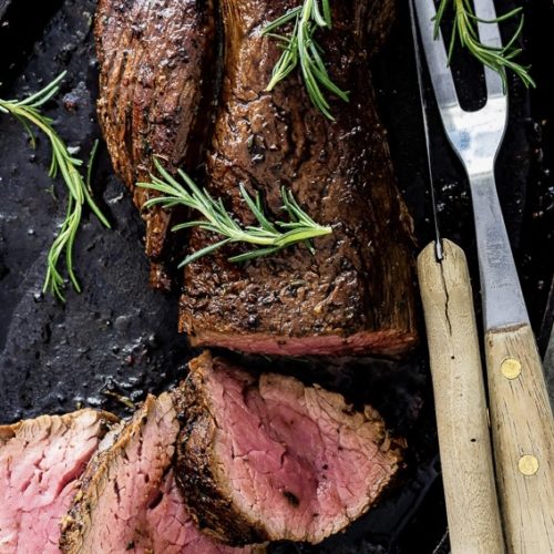 Rosemary-crusted beef fillet with horseradish cream - Supamart IGA